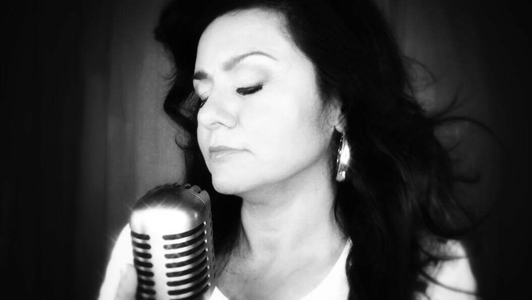 Around the World - Brigitte Purdy - Radio Memphis